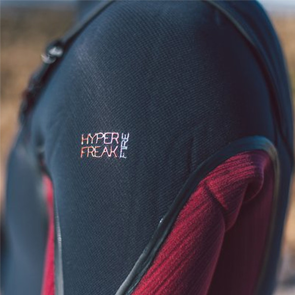 2024 O'Neill Mens Hyperfreak Fire 5/4mm Chest Zip Wetsuit 5550 - Black / Dark Red | Wetsuit Outlet